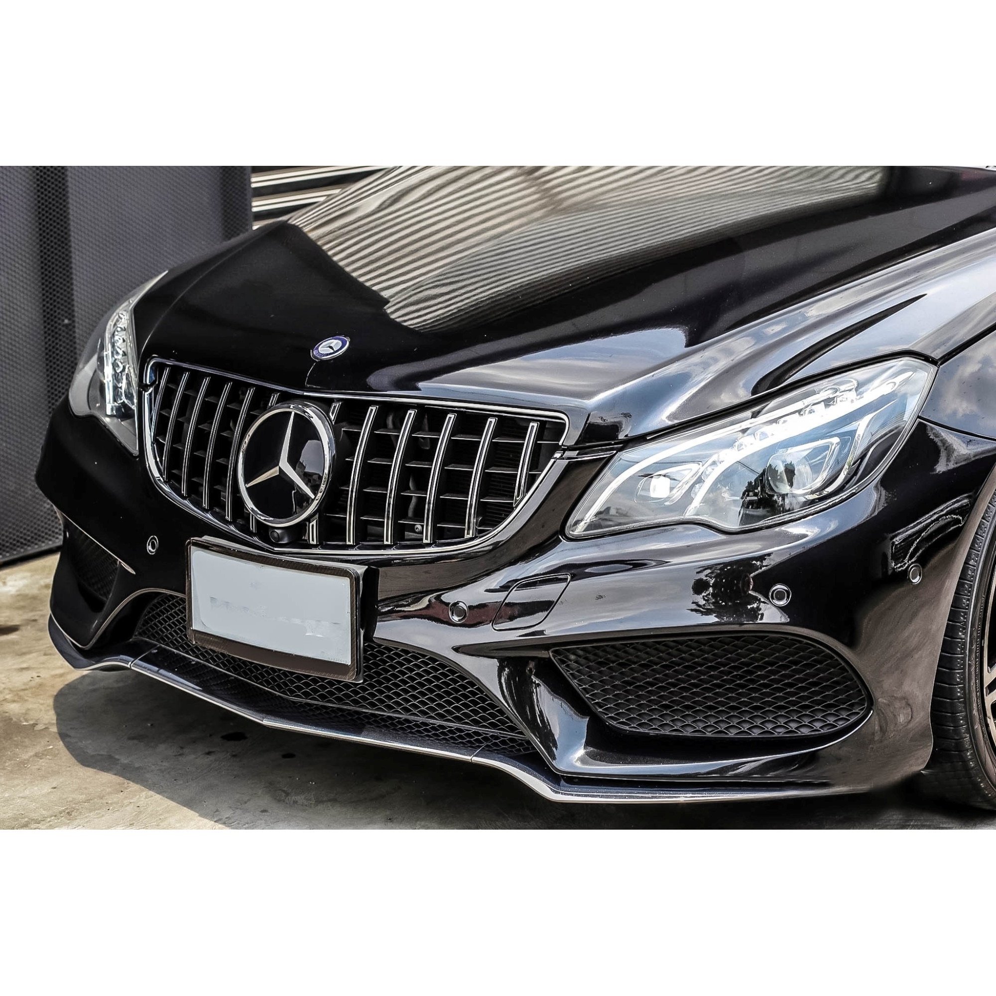 Grila Centrala compatibil cu Mercedes E-Class C207 W207 A207 Facelift 2013-2017 Coupe Cabrio GTR ...