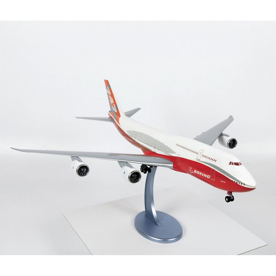 Модел Zvezda Civil Airliner Boeing 747-8 1:144 ZVEZ 7010 - eMAG.bg