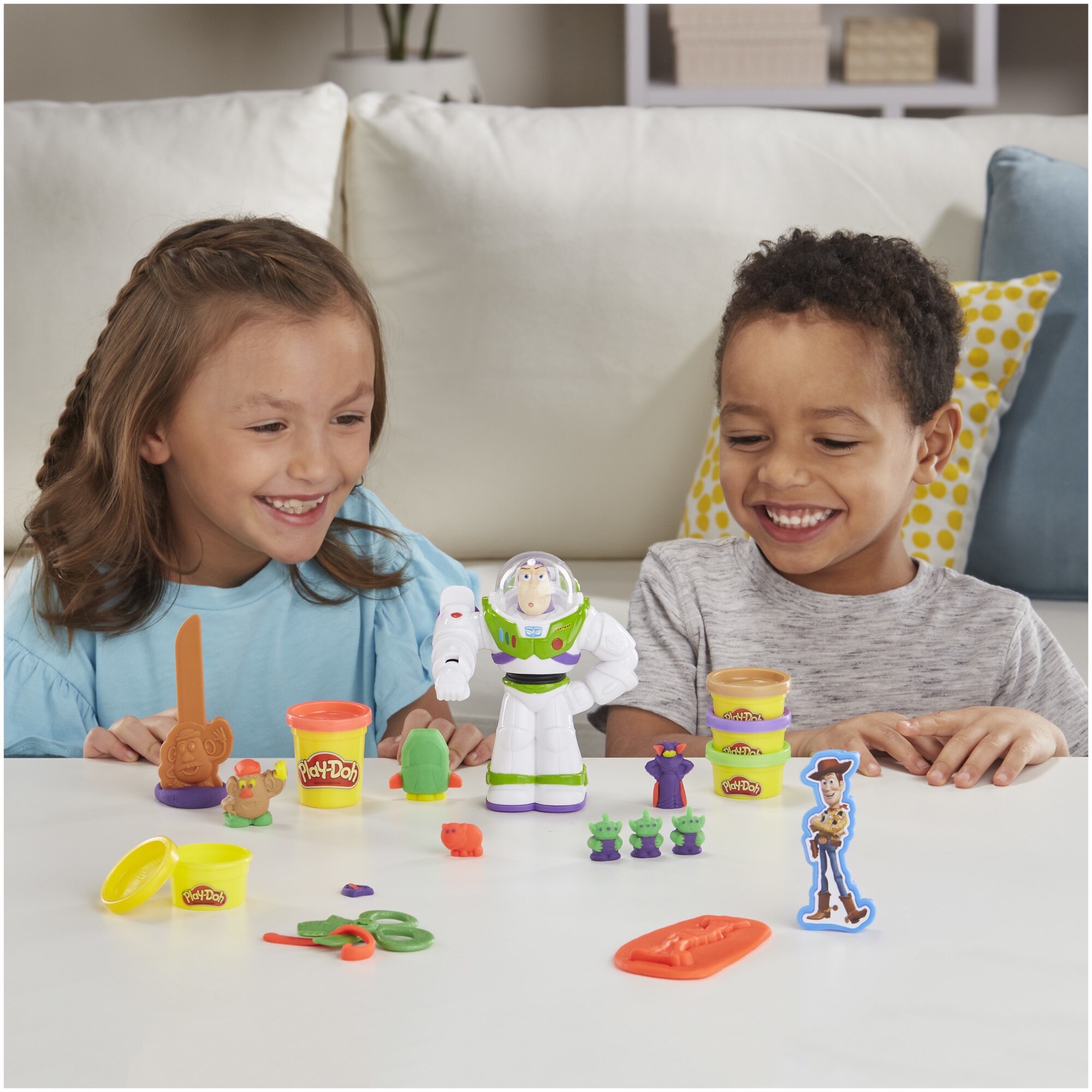 Комплект Play-Doh - Toy Story, Buzz Lightyear - eMAG.bg