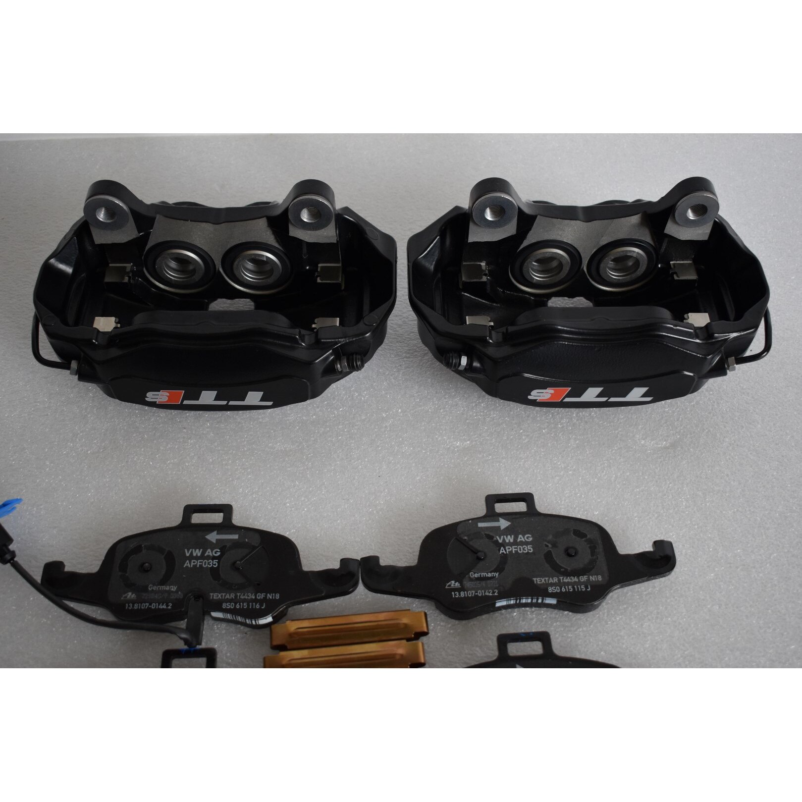 Set Etireri Frana Audi TTS 8S, cu 4 pistonase cu placute VW, Audi, Seat ...