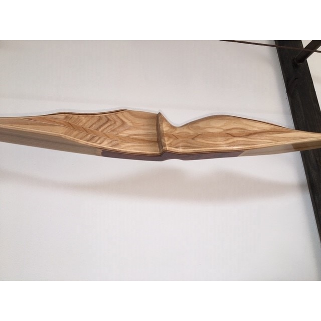 Arc Traditional Longbow One Piece, lemn frasin, 62 inch, 30 lbs - eMAG.ro