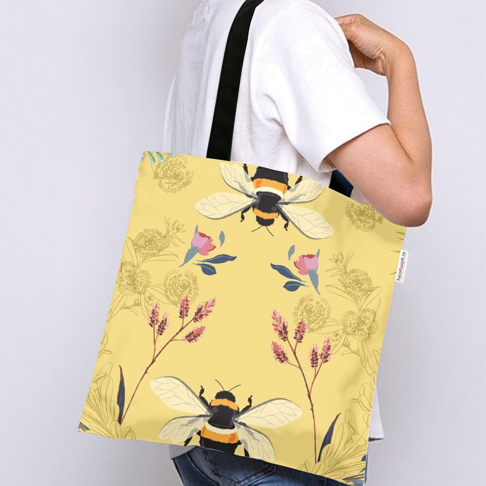 Geanta Tote Bag Albinute si flori pe fundal galben Model Mare, Model ...