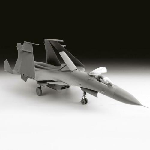 Macheta aeromodele de construit Zvezda Russian Naval Fighter Suhoi SU ...