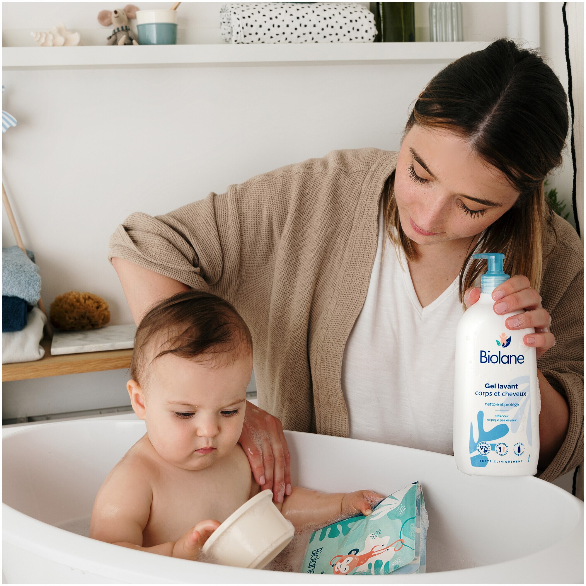 Gel de spalare pentru par si corp bebelusi Biolane, 97% ingrediente de ...