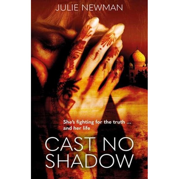 Cast No Shadow de Julie Newman - eMAG.ro