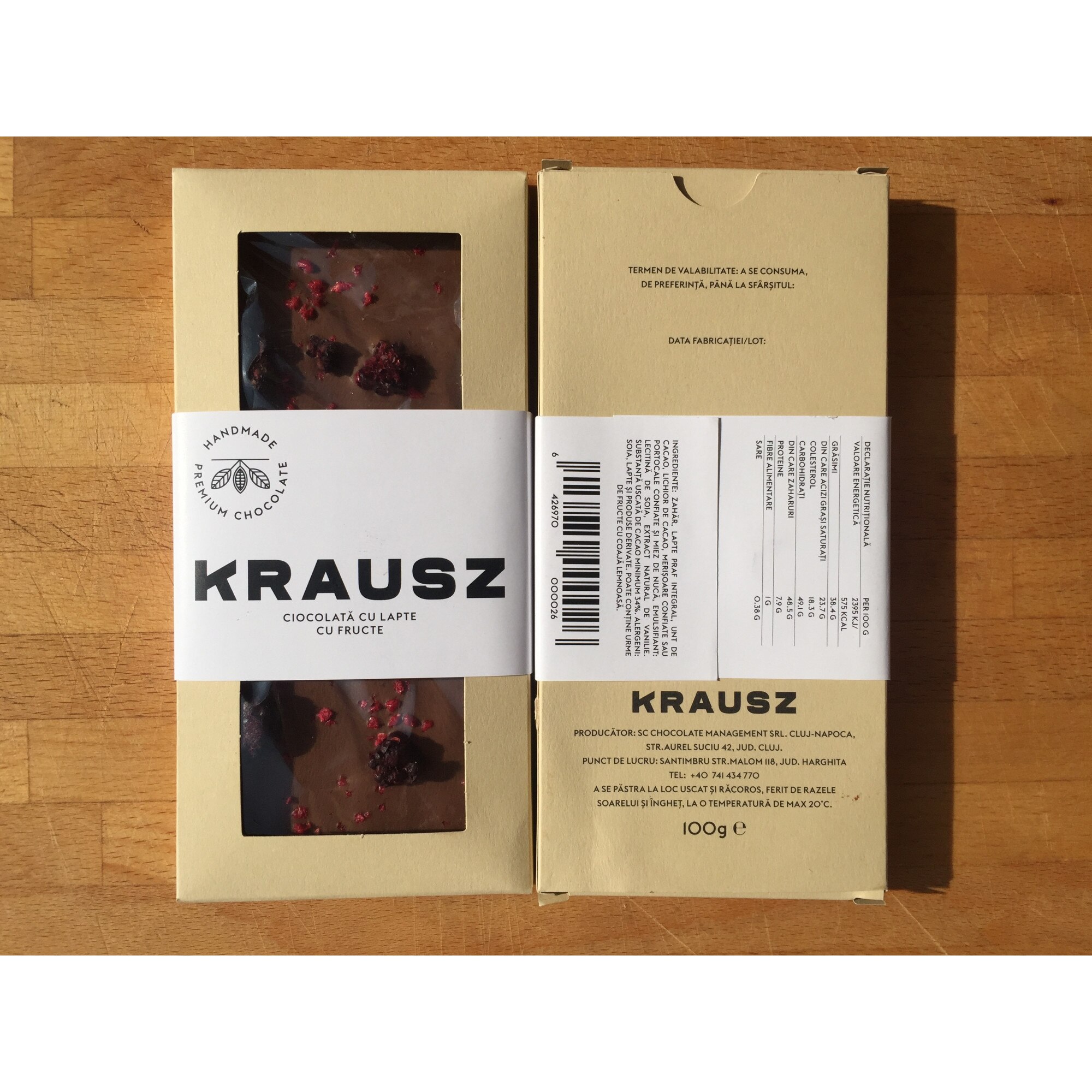 Tableta ciocolata artizanala cu lapte si fructe fiofilizate, 100 g ...