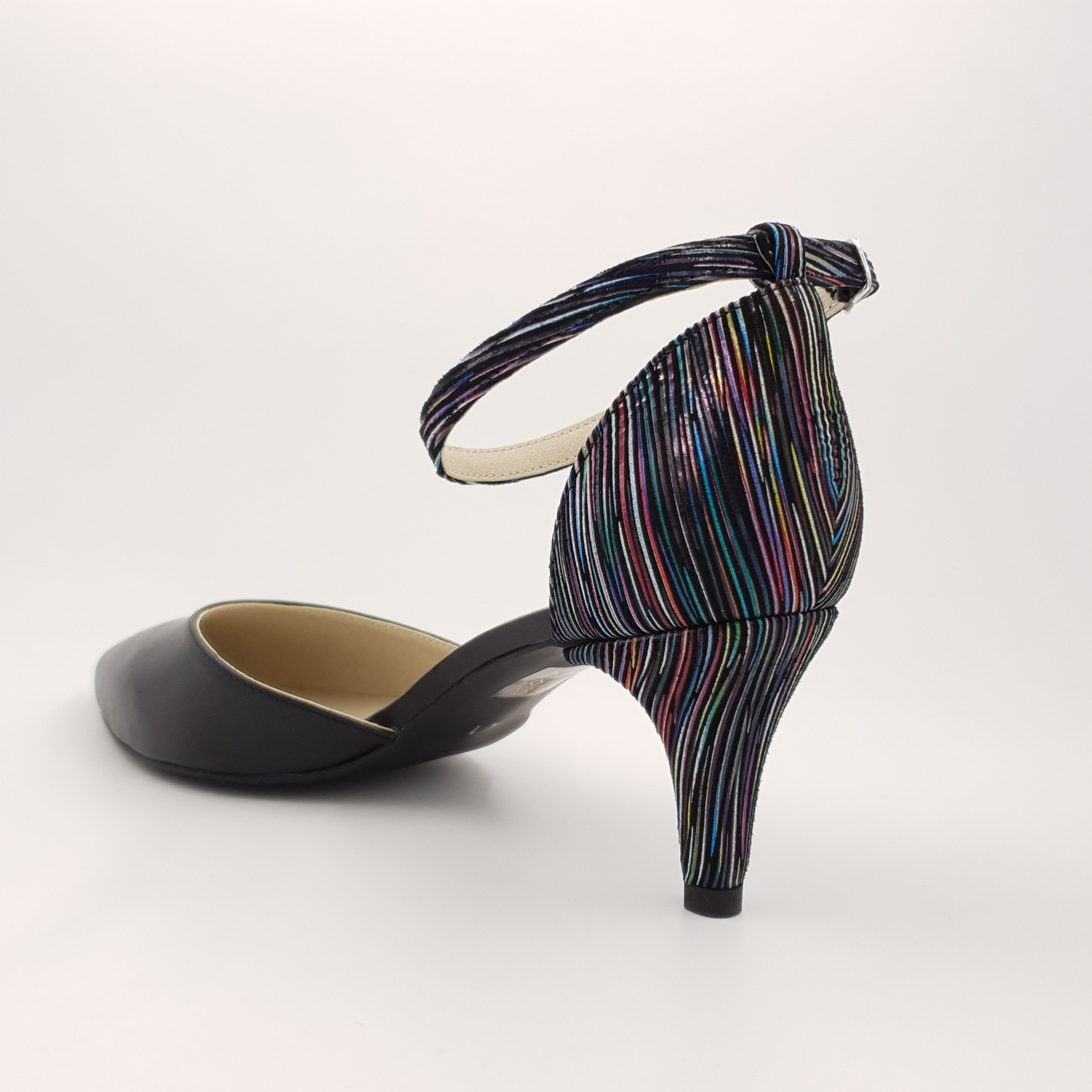 Sandale dama, SandAli, piele naturala, toc cui, imbracat, negru cu ...