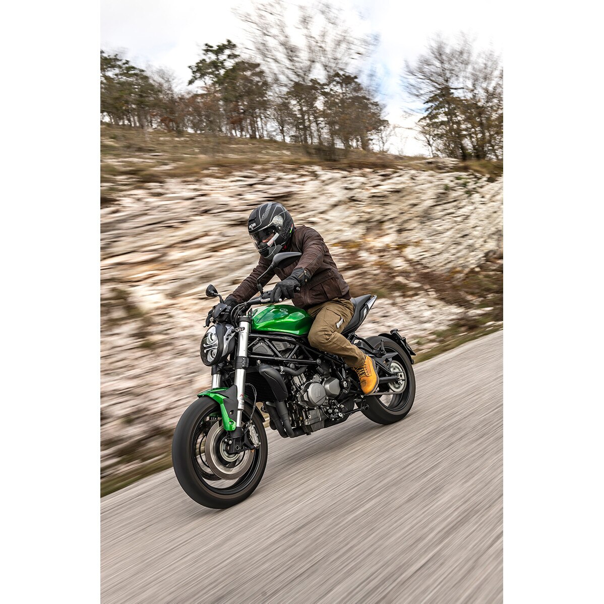 Ghete Falco Patrol 44 Negru - eMAG.ro