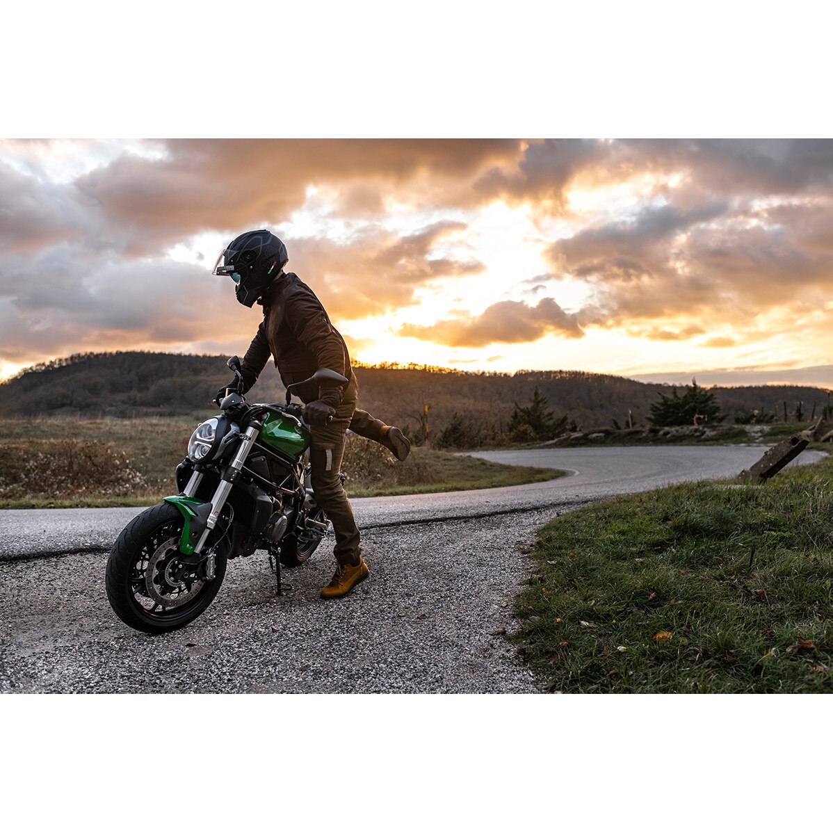 Ghete Falco Patrol 43 Maro - eMAG.ro