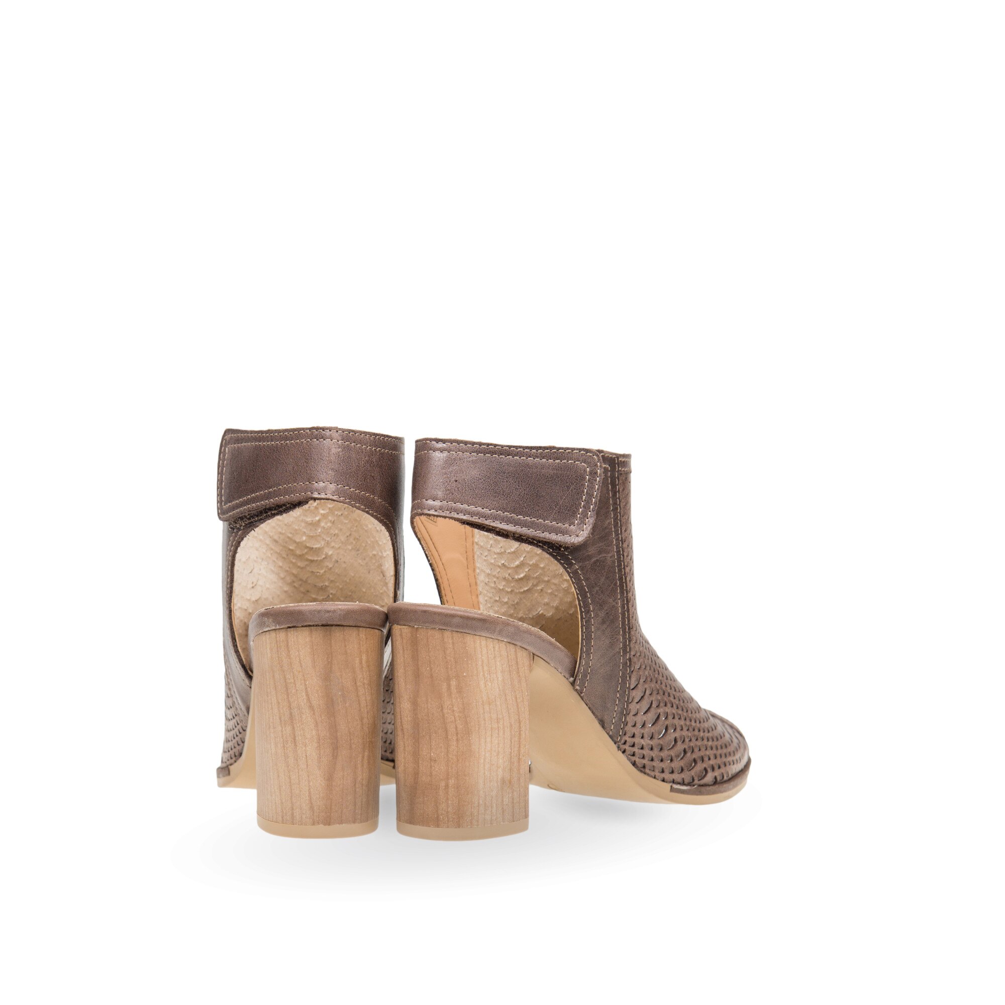 Sandale din piele naturala perforata, Rizzoli, cu toc, SA0015, fango ...