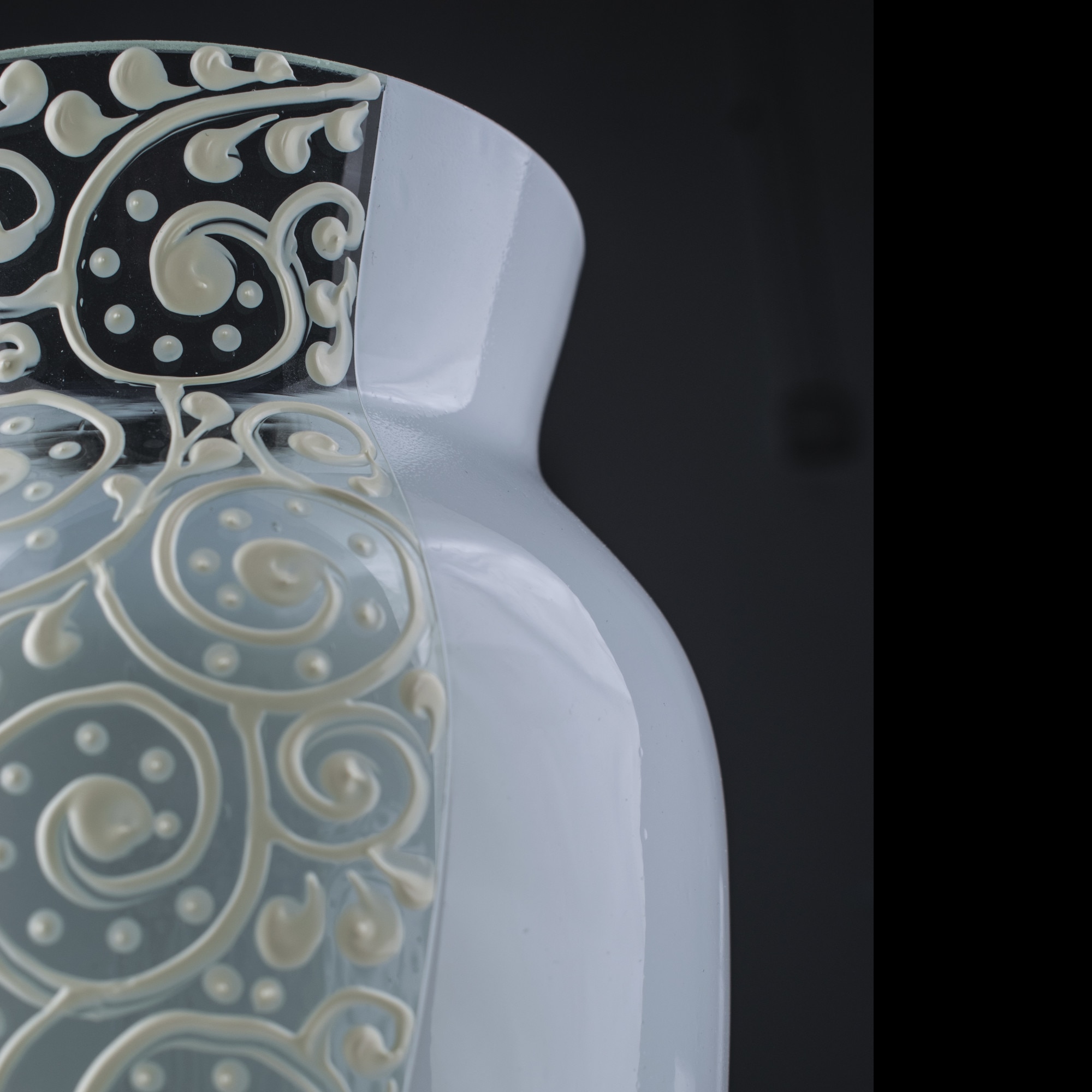 Vaza de podea sticla pictata manual Diana white alb lucios 50 cm - eMAG.ro