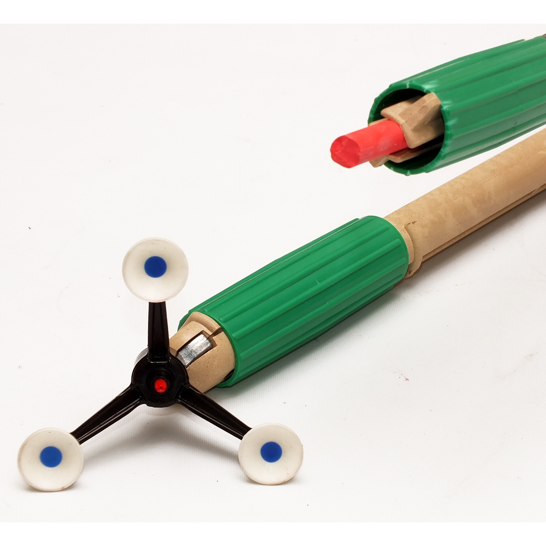 Compas cu ventuza, lemn reciclat - eMAG.ro