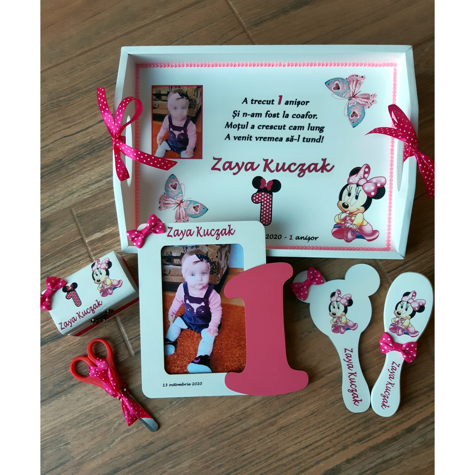 Set personalizat pentru taierea motului la fetita, 6 articole - eMAG.ro