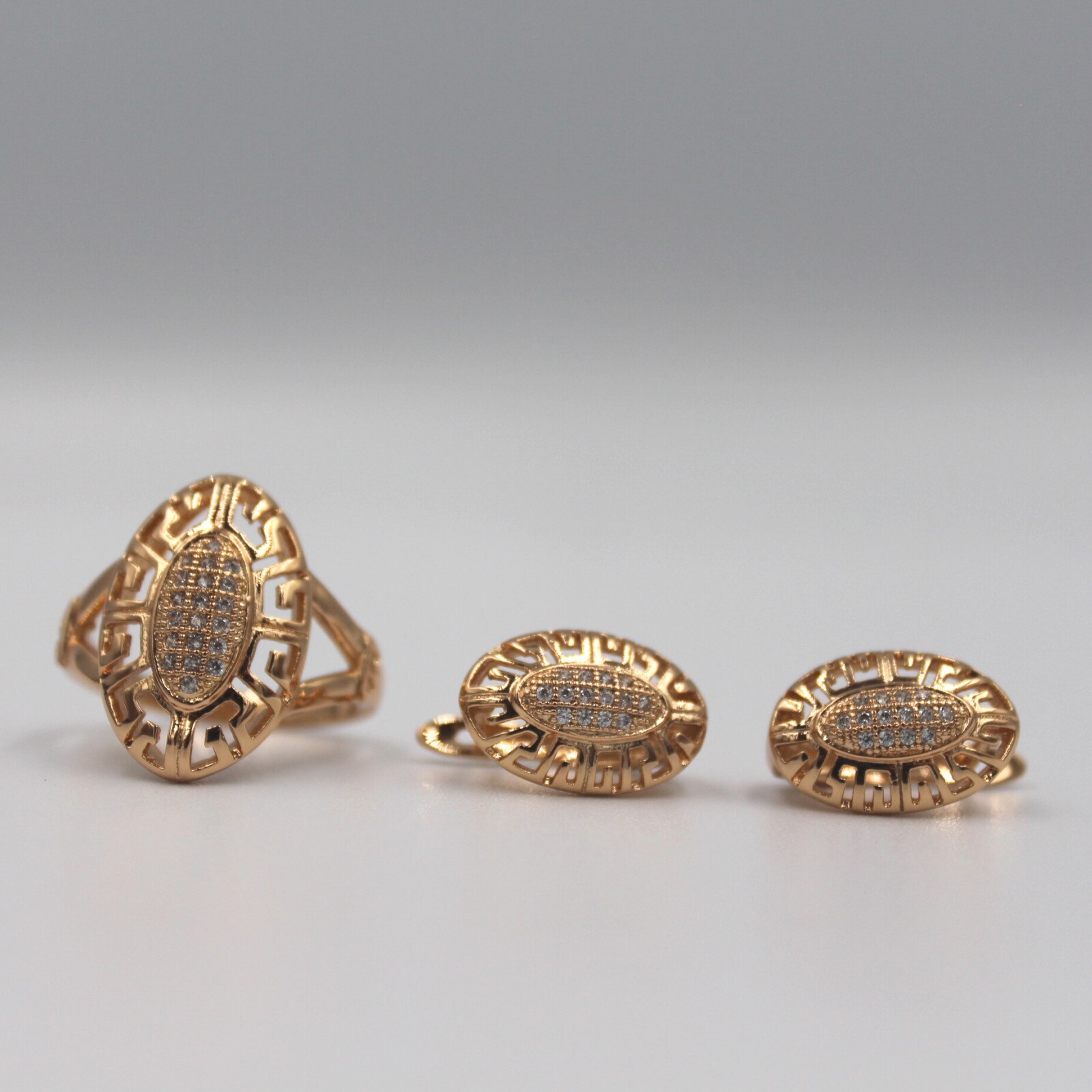 Set Cercei si Inel, marime inel 18, model Vera - eMAG.ro