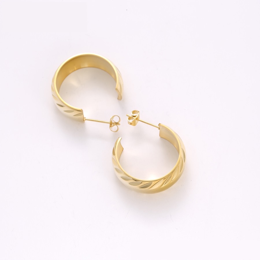 Cercei rotunzi simpli, placati cu aur de 24K, model Tina - eMAG.ro