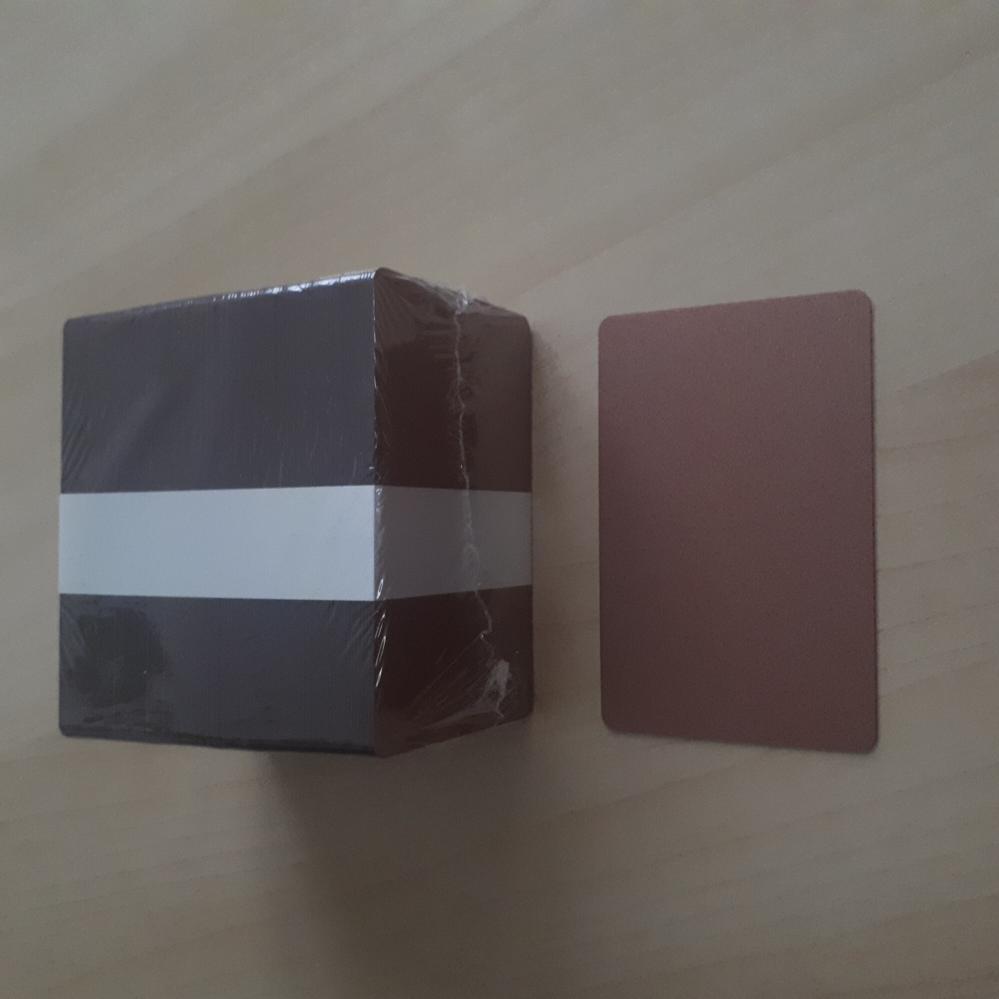 Set 100 carduri PVC, Kina, Bronz - eMAG.ro