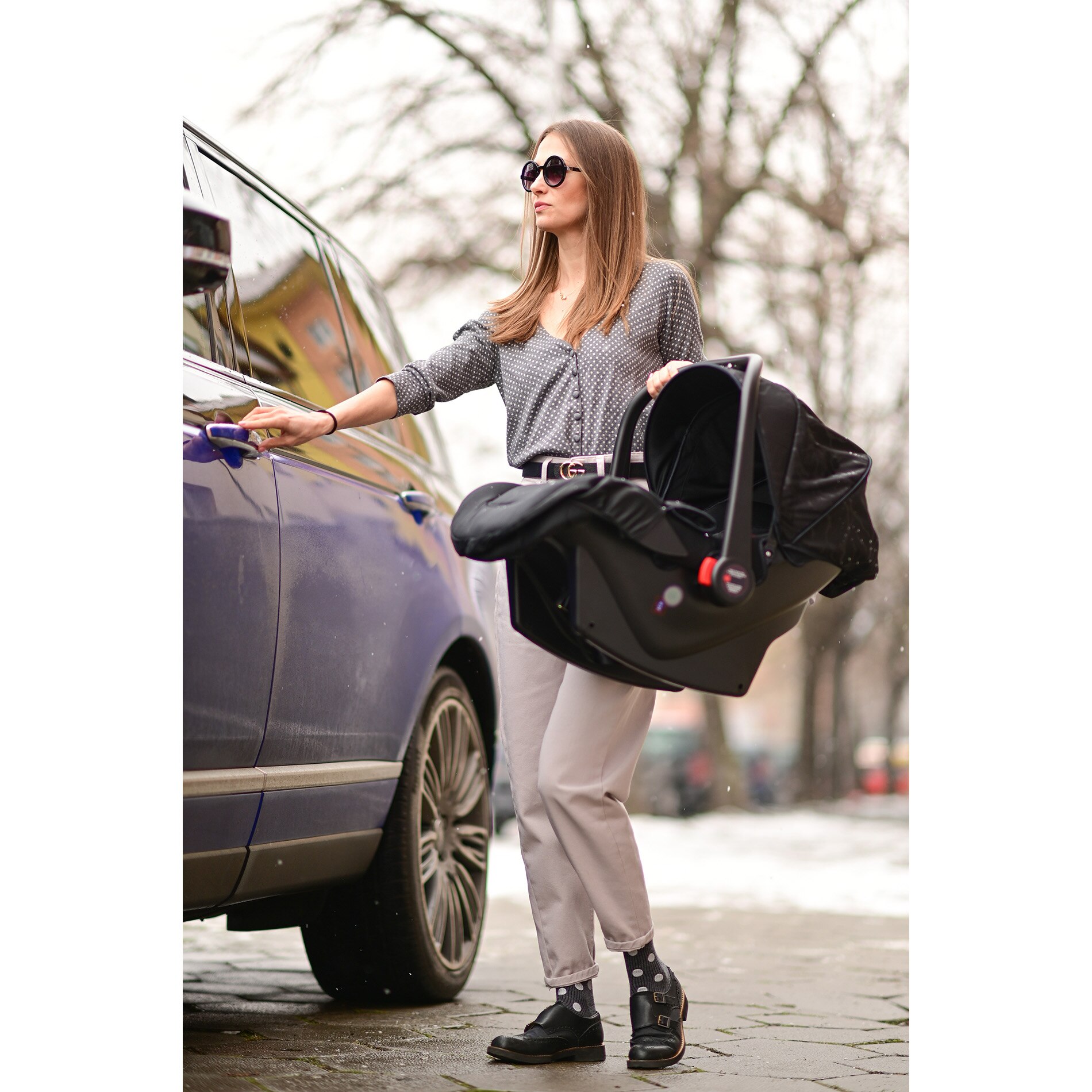 Кошче за кола Lorelli Pluto, 0-13 кг, Black/Red - eMAG.bg