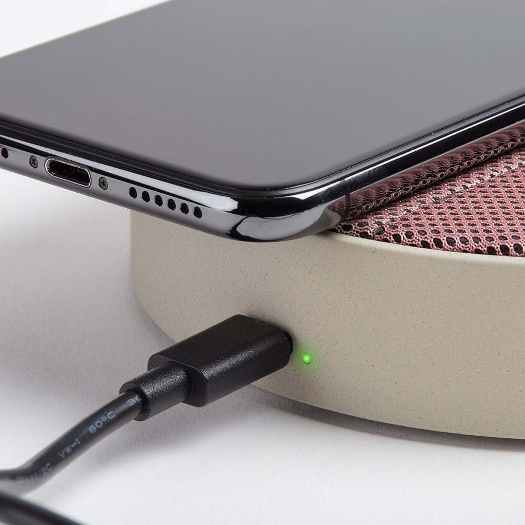 Statie de incarcare telefoane wireless 2 in 1 Lexon, Oslo Energy, cu ...