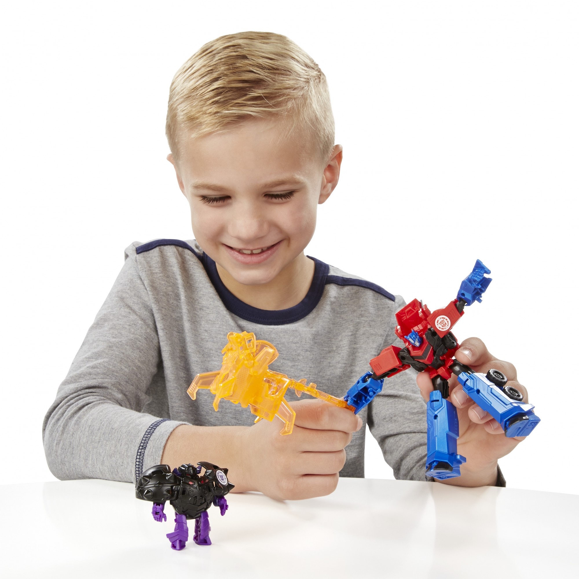 Комплект фигурки Transformers Minicon Optimus Prime - eMAG.bg