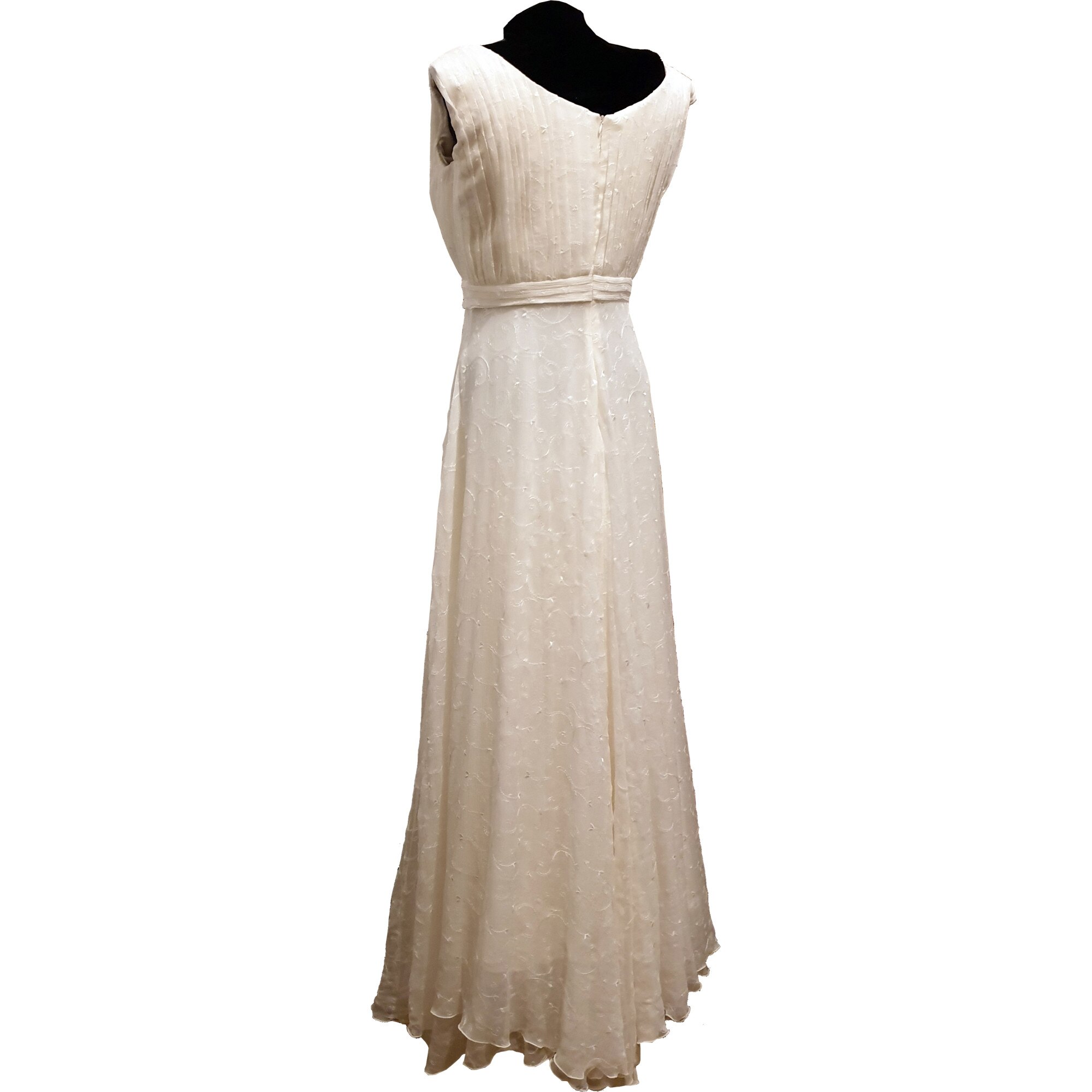 Rochie de mireasa, din voal de matase naturala, culoarea ivoire, marime ...