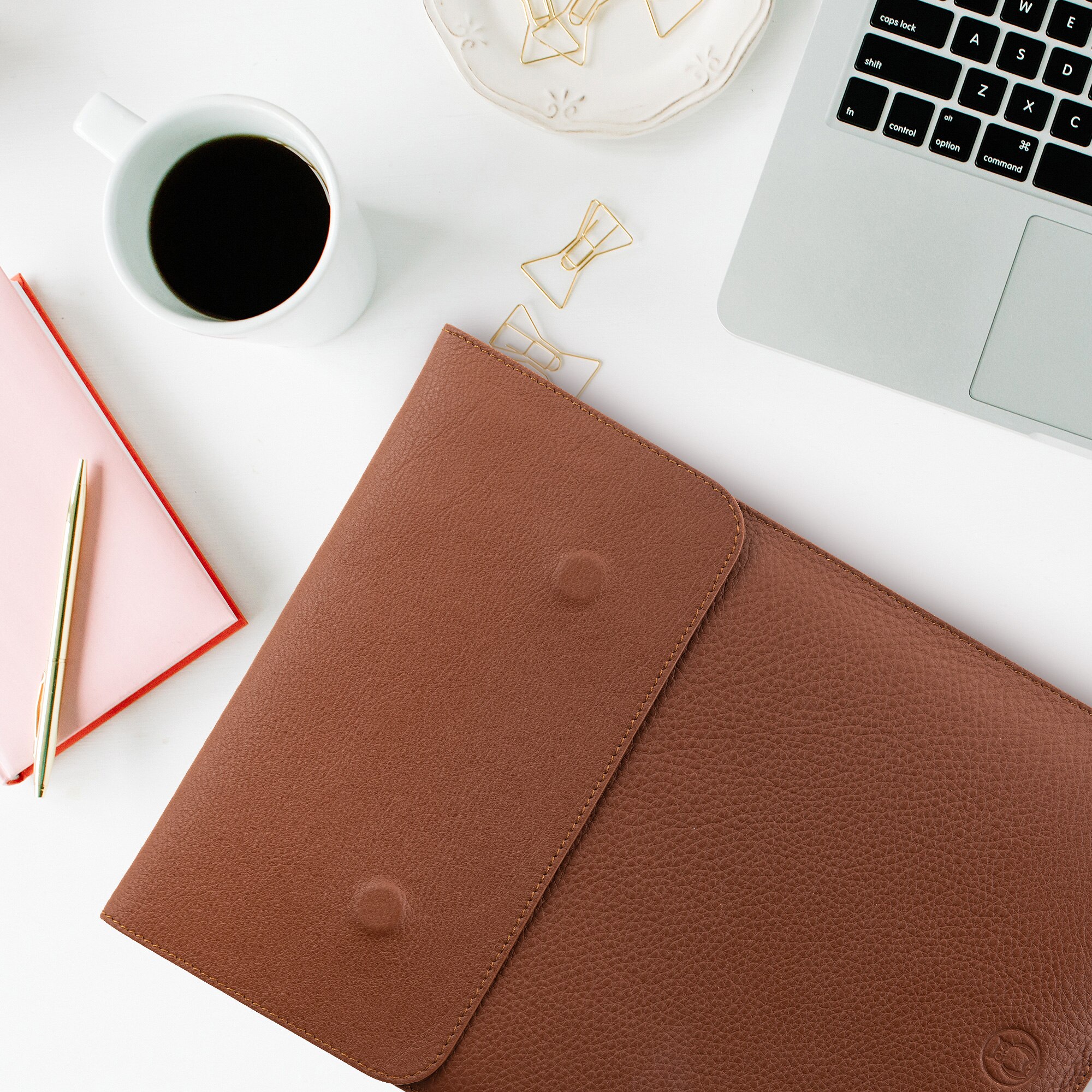 Husa laptop, MacBook PRO 15 inch, piele naturala cu mouse pad ...