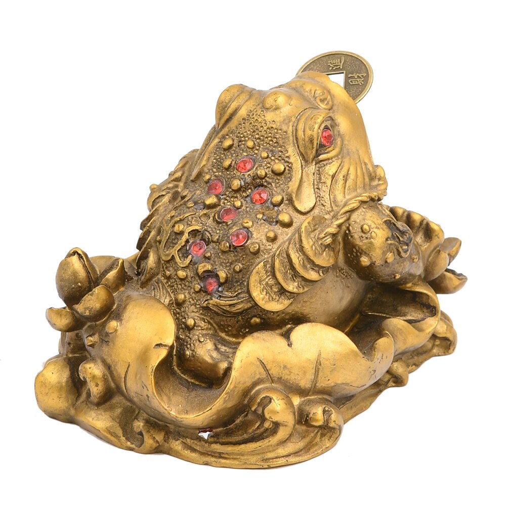 Broasca raioasa cu cristale rosii pe floare de lotus remediu Feng Shui ...