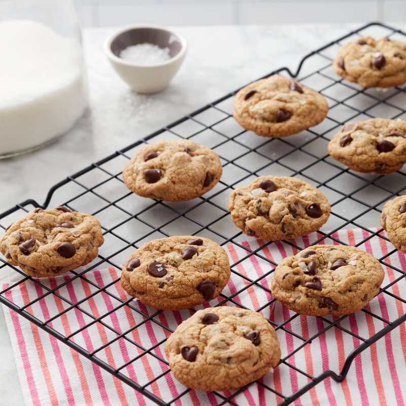 Grila pentru racirea torturilor, brioselor sau altor delicii scoase din ...