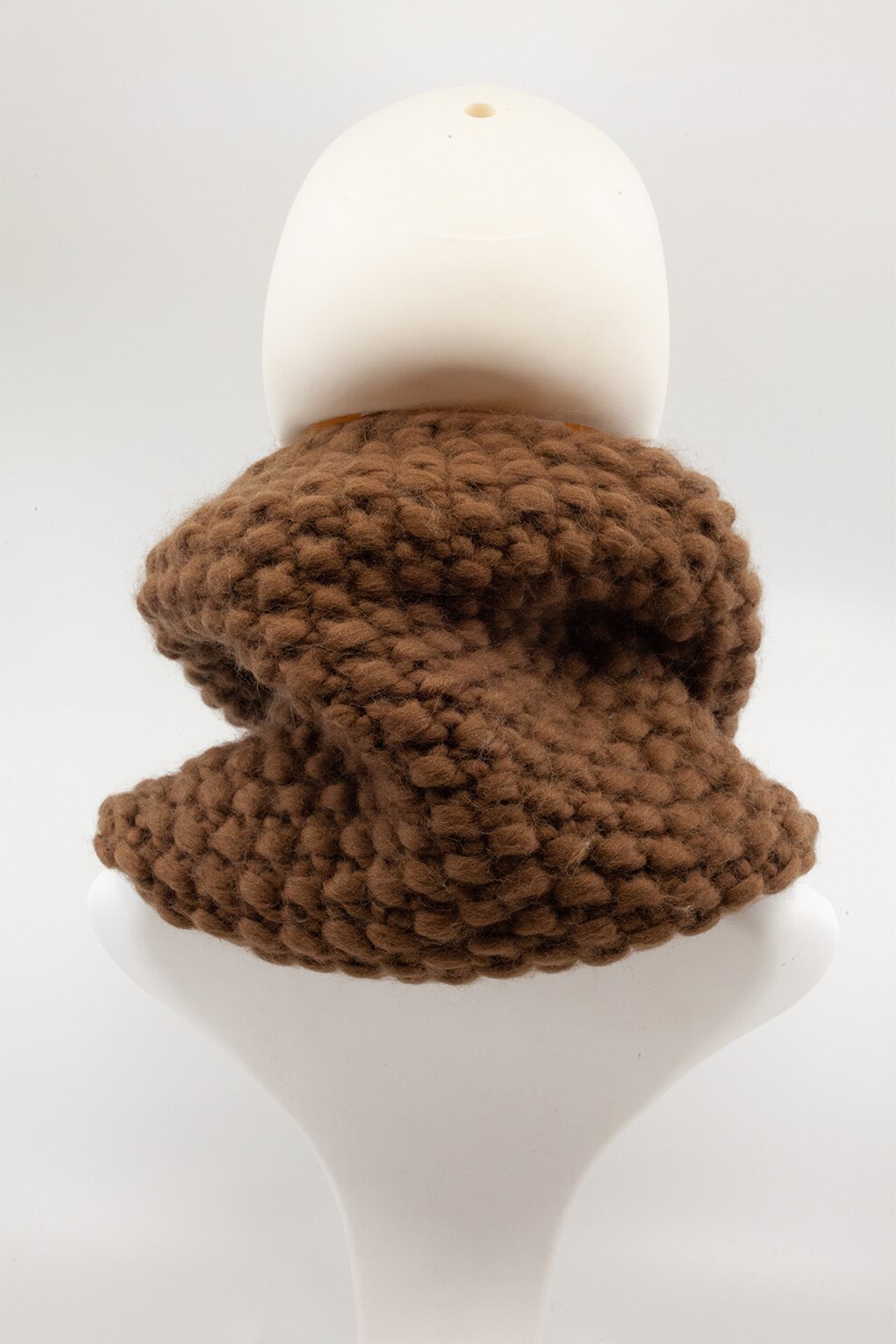 Made in Roșia Montană, Fular circular unisex de lana merino, Maro - eMAG.ro