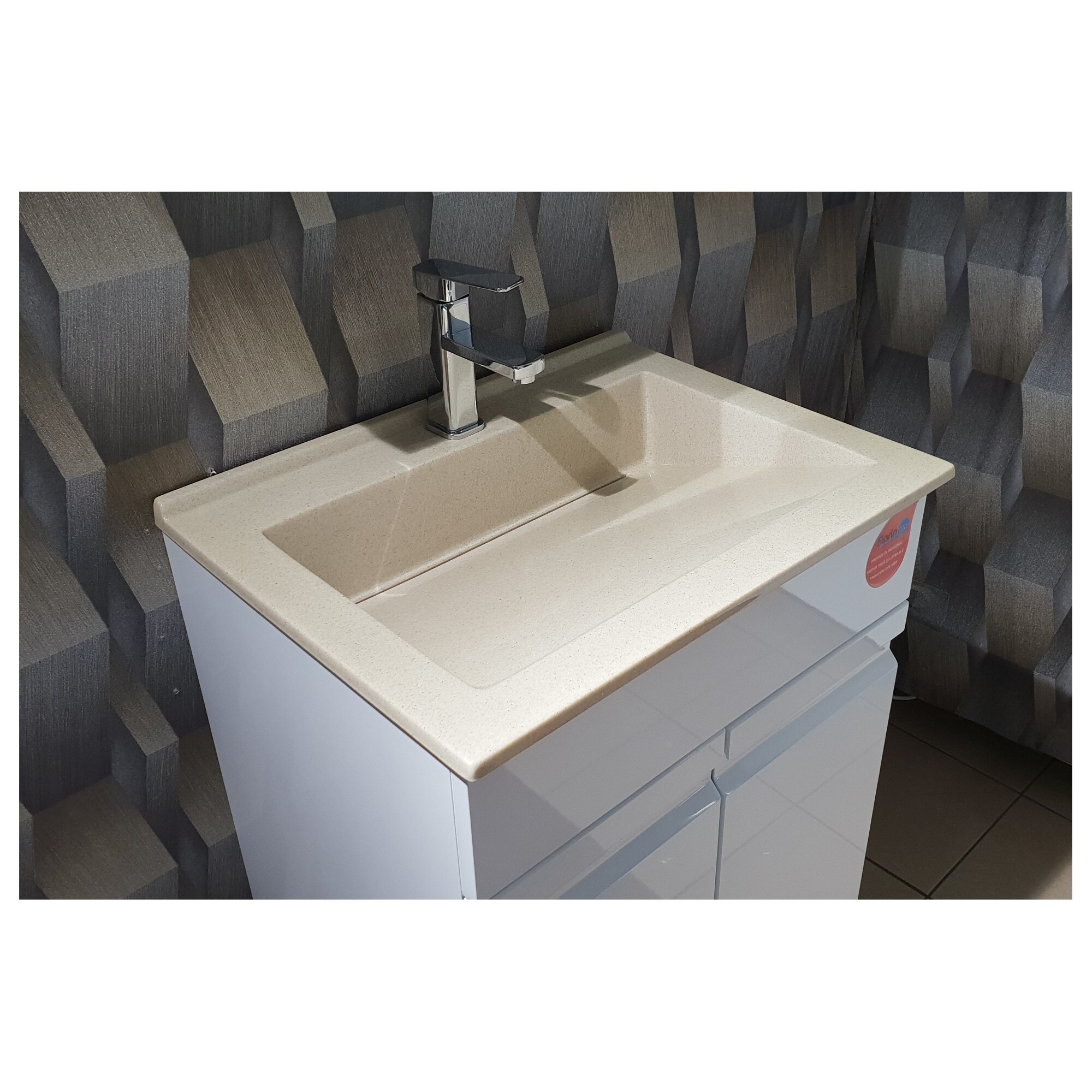 Mobilier baie Mdf vopsit fronturi si laterale, cu 2 usi frezate, polita ...