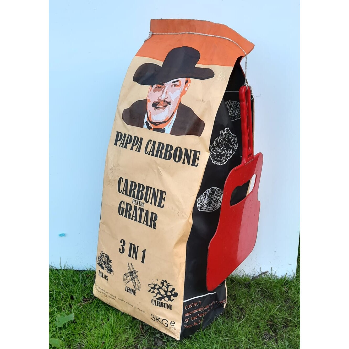 Set carbune pentru gratar si evantai, Pappa Carbone 3 in 1, 3 kg - eMAG.ro