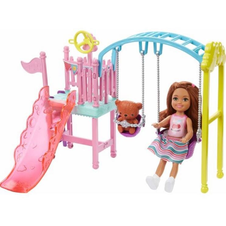 Set de joaca Barbie, parc cu leagane, tobogan si papusa inclusa, 15 cm ...