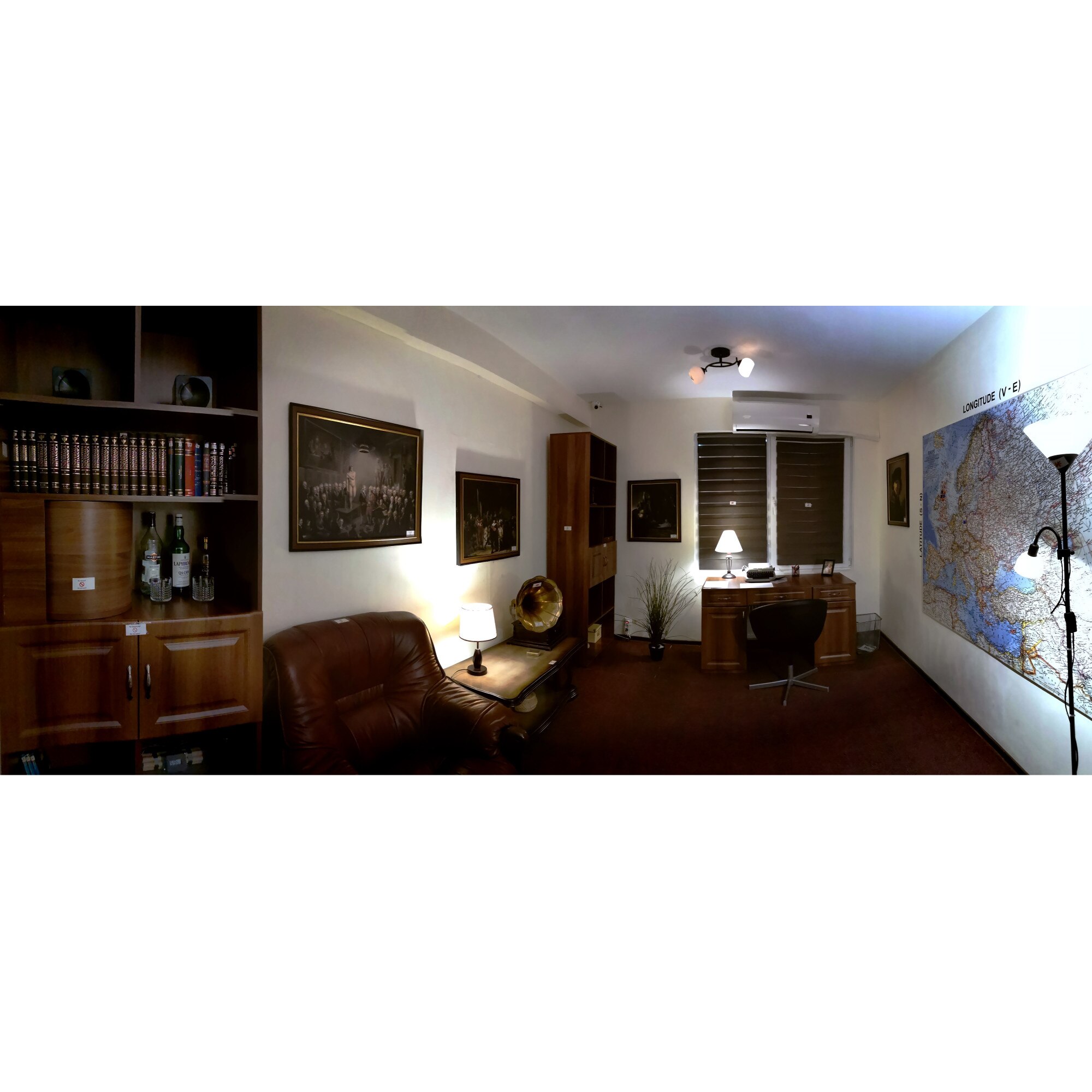 Captive Escape Room, Voucher acces pentru 6 persoane in camera "James ...