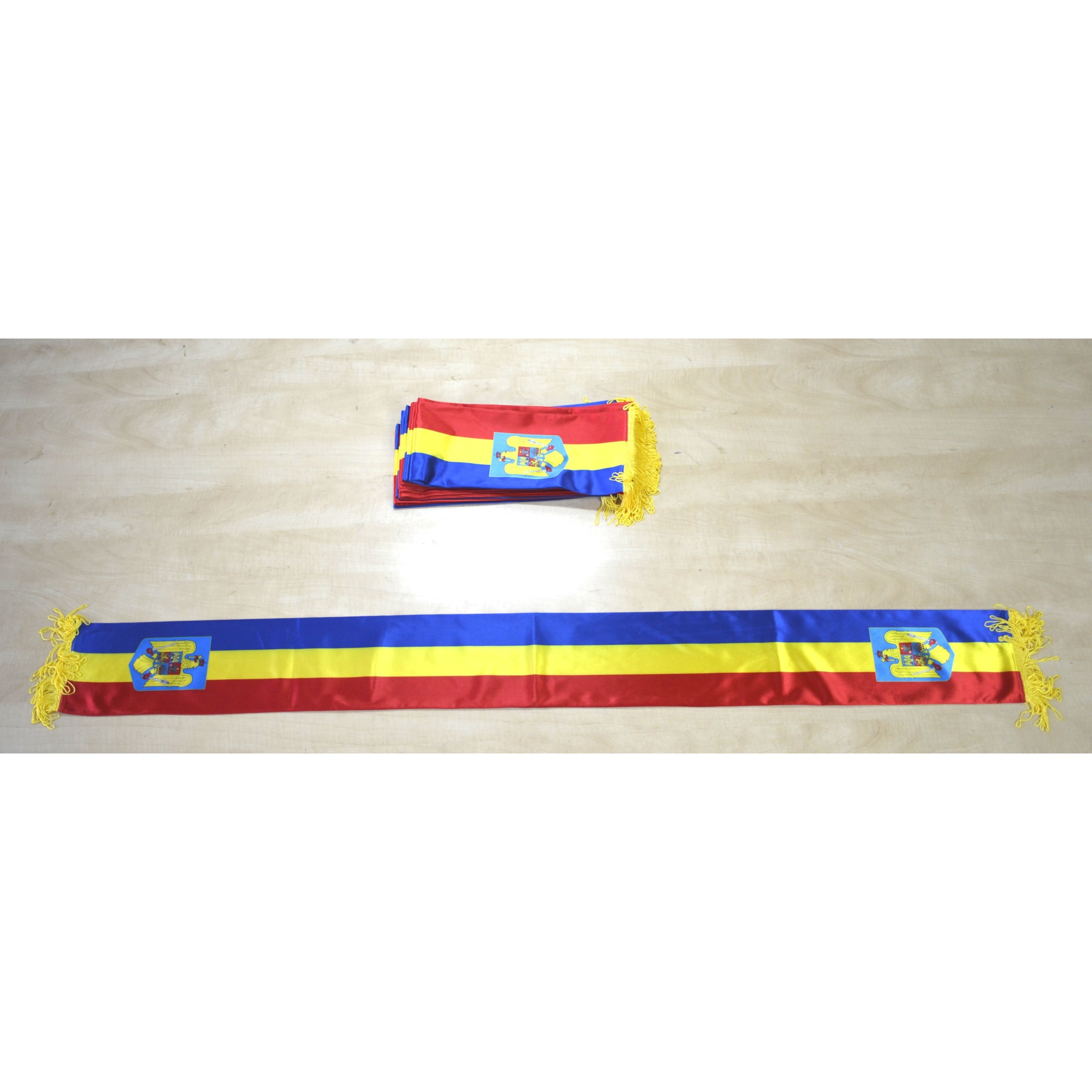 Fular ROMANIA - satin dublu franjuri - eMAG.ro