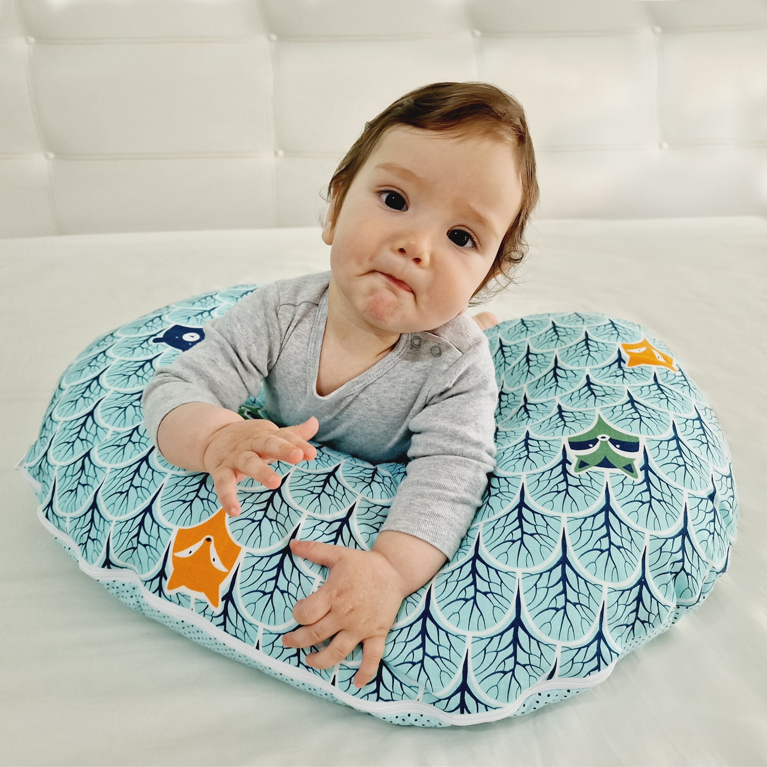 Perna alaptare cu husa bumbac detasabila Kidizi Celia Animals Mint ...