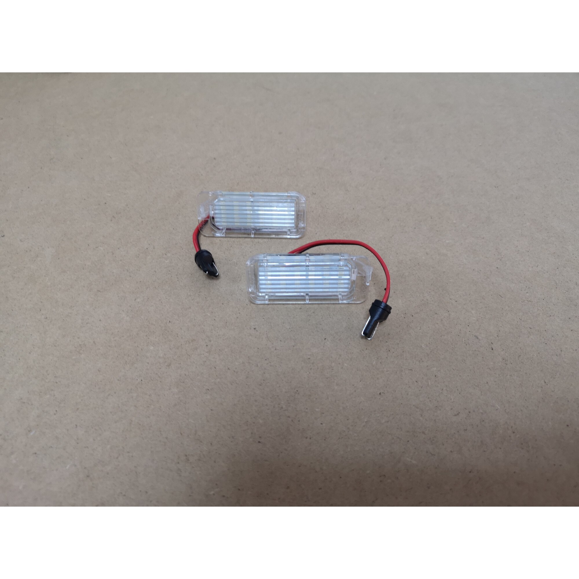 Lampi numar LED, fara eroare de bec ars Ford Focus, Mondeo, Kuga ...