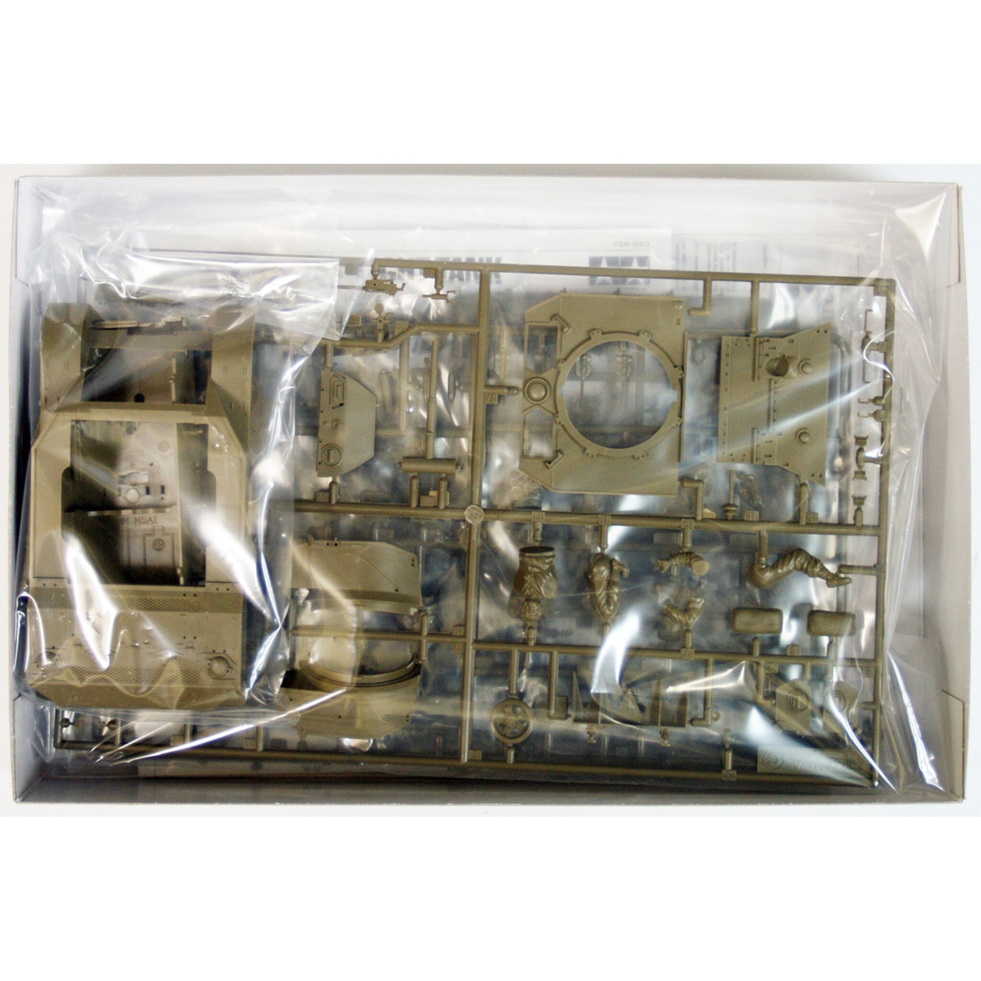 Военен модел Tamiya, US Light Tan M5A1 Stuart "Pursuit Operation" 1:35 ...