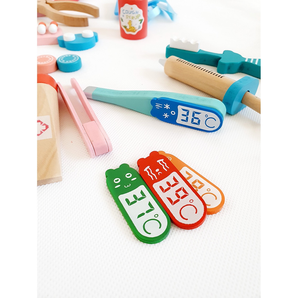 Set de joaca trusa medicala - doctor, dentist, Helga Toys® - eMAG.ro