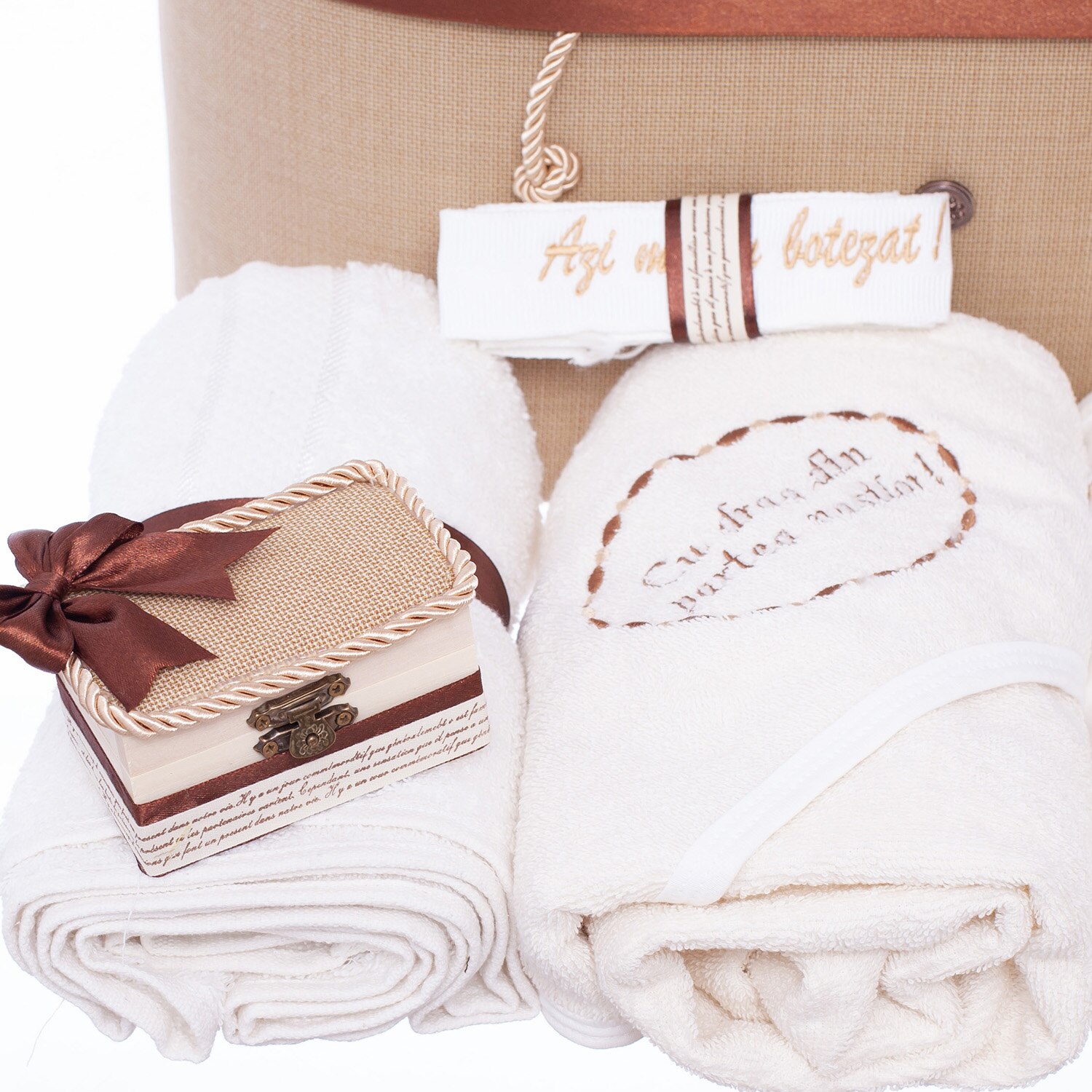 Set botez complet Crem Rares, Bej-Crem, 10 piese - eMAG.ro