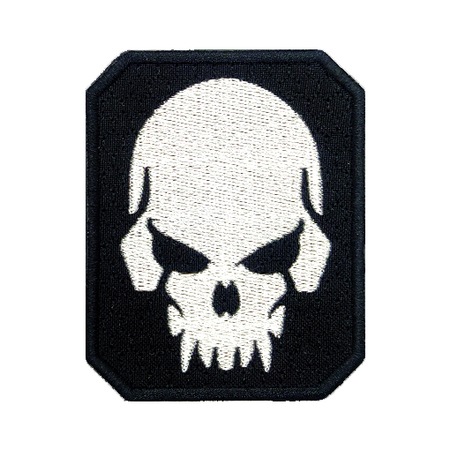 Emblema brodata, cap schelet, 8x6.5cm - eMAG.ro