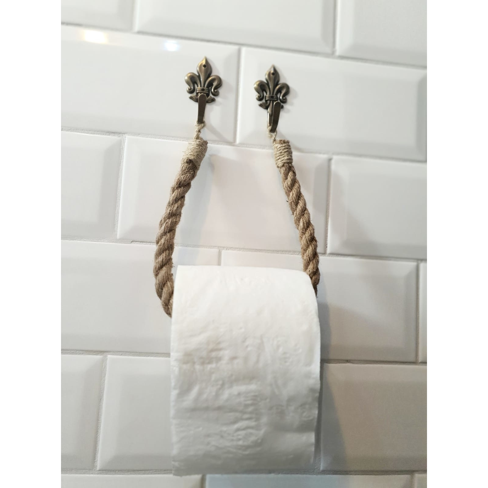 Suport elegant shabby style pentru prosop sau pentru hartie igienica ...