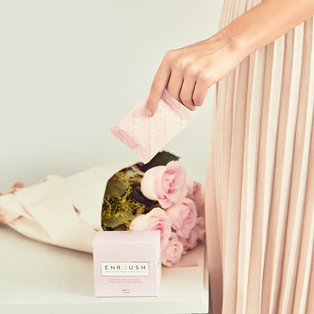 Absorbante cu aripioare tip pads, 10 Super, 100% Naturale, Enroush ...