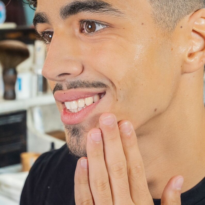 Gel dupa barbierit cu aloe vera, 75 ml - eMAG.ro