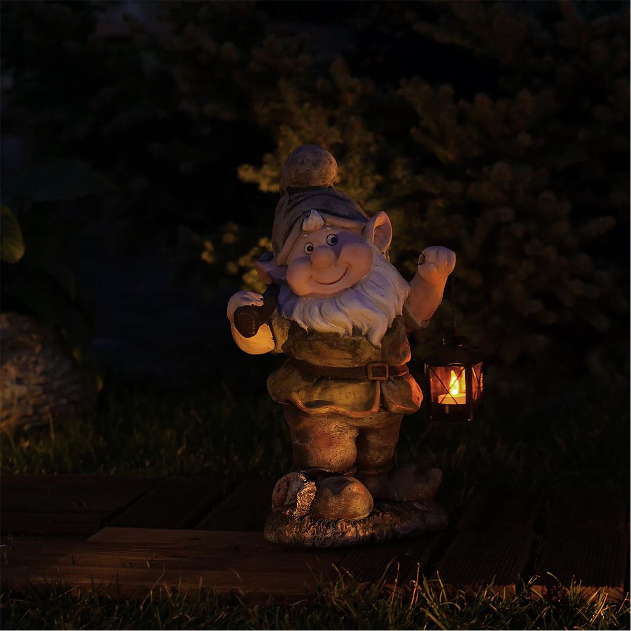 Decoratiune gradina, ceramica, pitic cu felinar si harlet, 25x20x45 cm ...