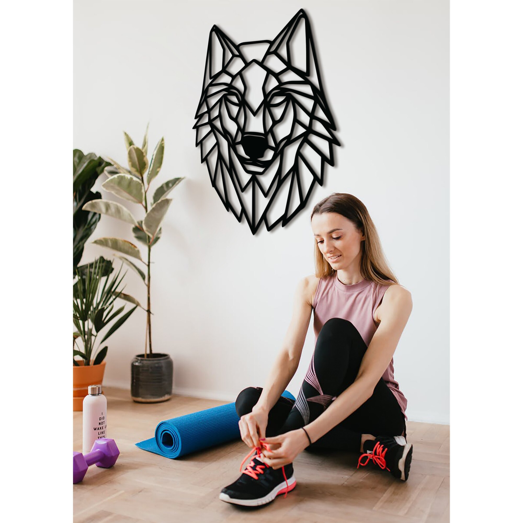 Decoratiune Cap de Lup Geometric Sirius, lemn, 40 cm, negru, grosime ...