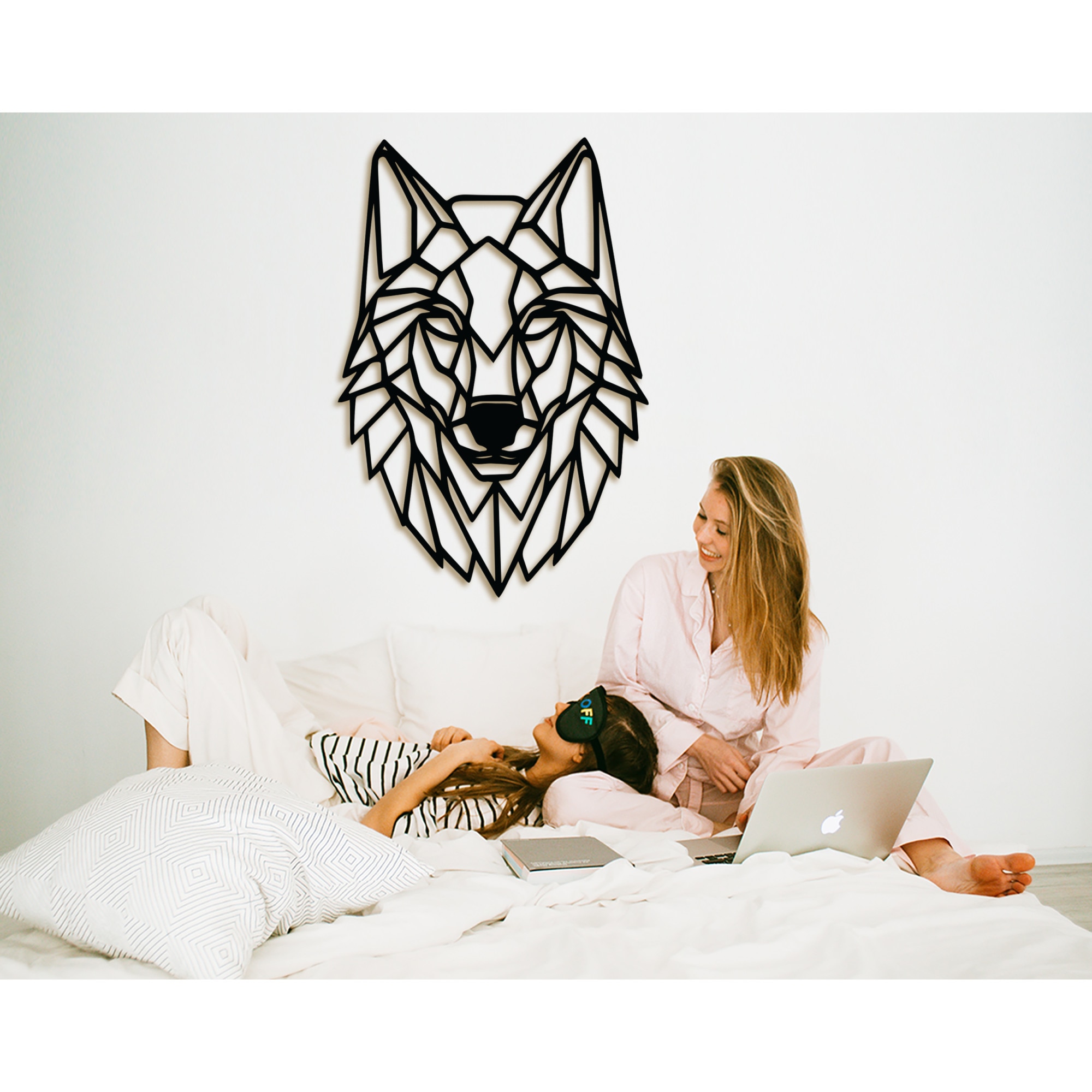 Decoratiune Cap de Lup Geometric Sirius, lemn, 40 cm, negru, grosime ...