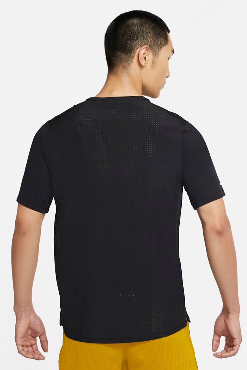 Nike, Тениска Miler Run Division с Dri-FIT, за бягане, Черен, M - eMAG.bg