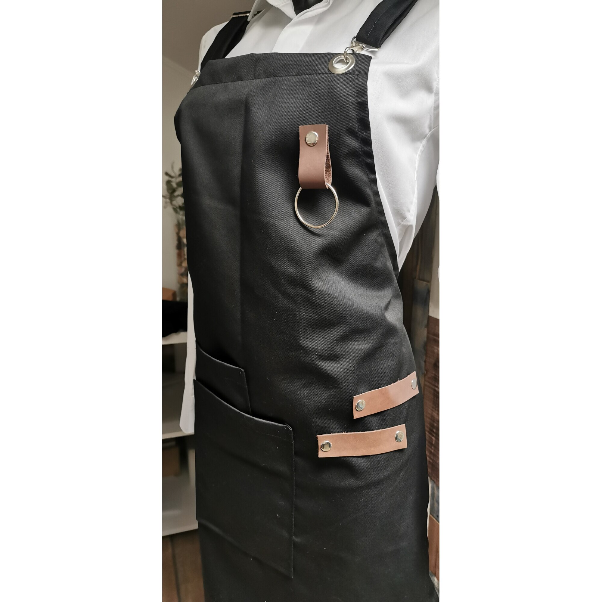 Sort barman, cu piele naturala, detasabile - eMAG.ro