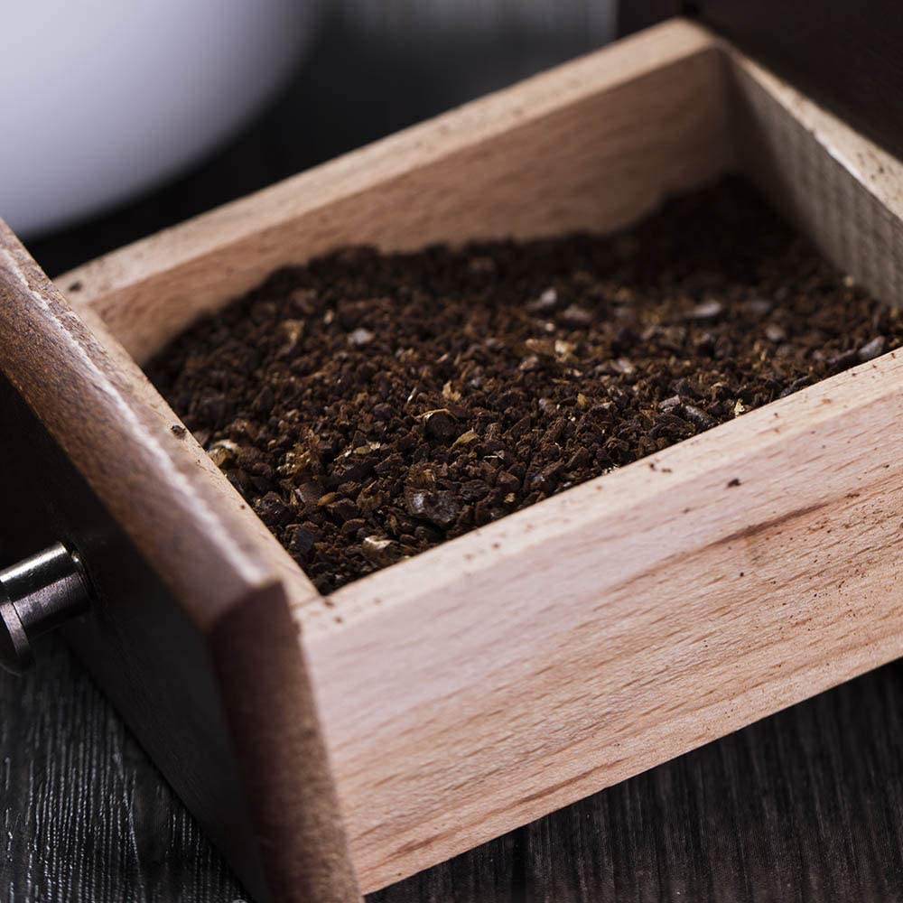 Rasnita manuala vintage din lemn, pentru cafea, condimente, nuci si ...