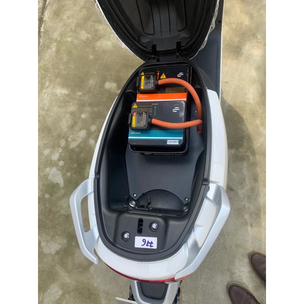 Scuter electric Ecooter E2max, alb, putere 4Kw, autonomie pana la 160 km - eMAG.ro