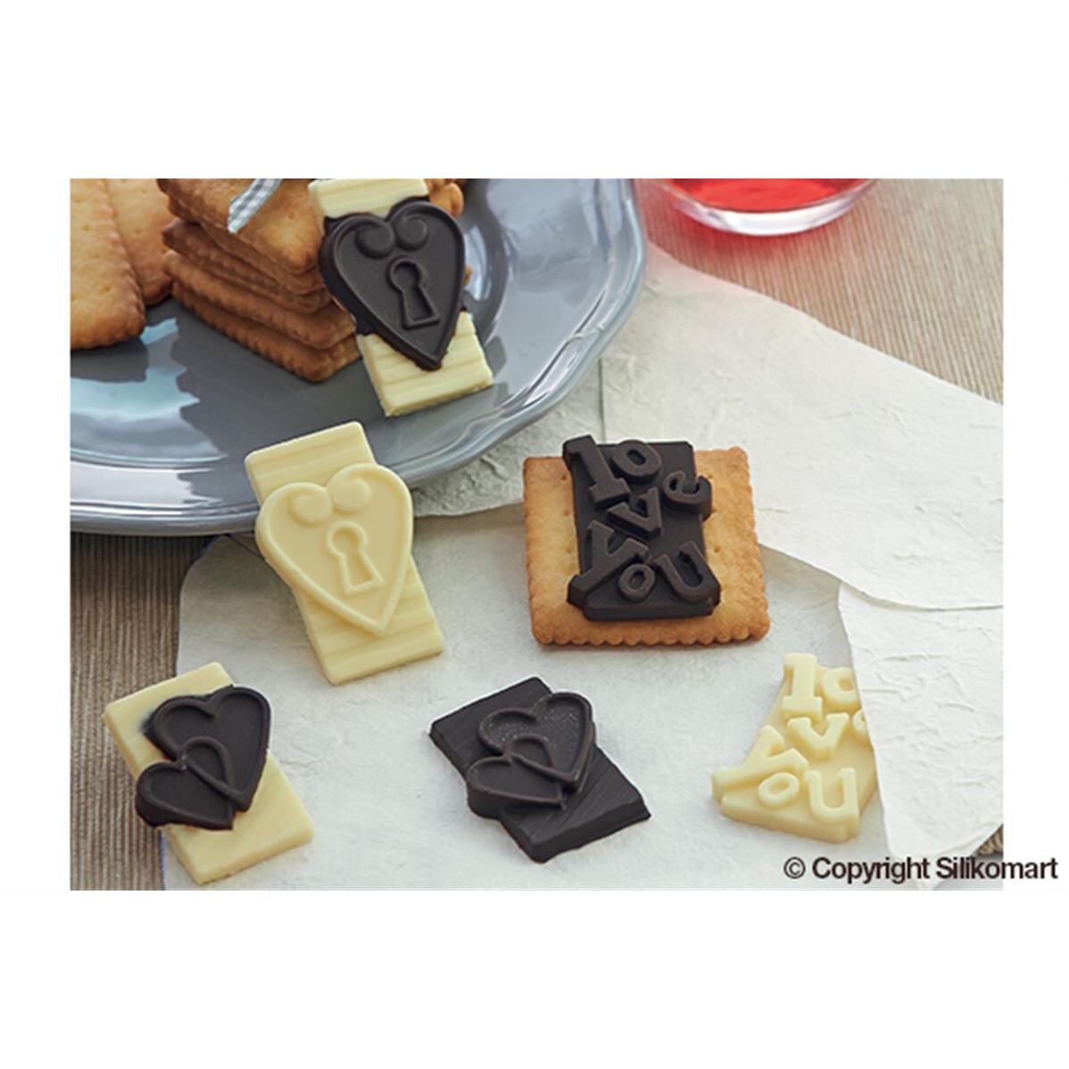 Силиконова форма за шоколадово сърце "Choco Tags In Love", Silikomart ...